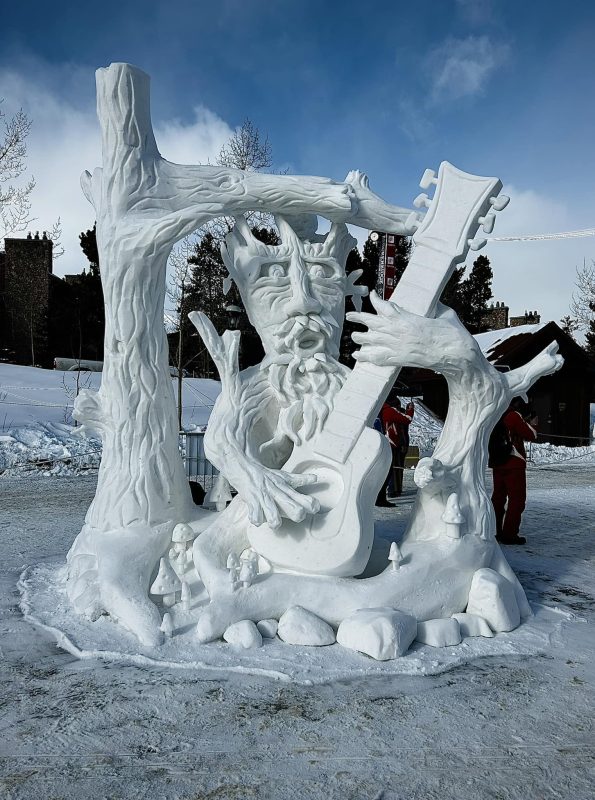 Don't miss out on the Snow Sculptures! - Summit Express