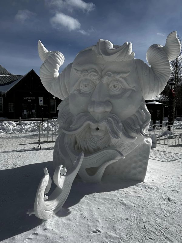 Don't miss out on the Snow Sculptures! - Summit Express